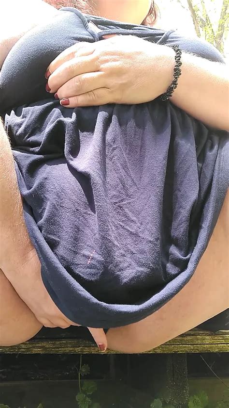 Squirting Im Garten Xhamster