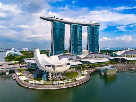Marina Bay Sands And Artscience Museum In Singapore Editorial Photo