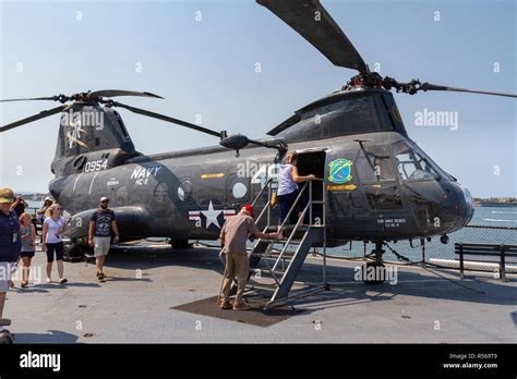 Ch 46 Chinook Helicopter Pictures Dykot