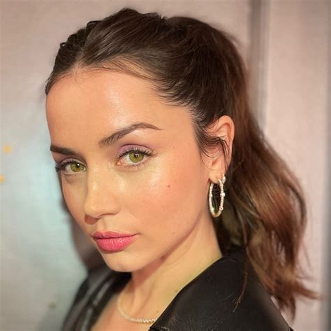 Makeup For Olive Skin Green Eyes Saubhaya Makeup