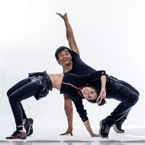 Jeeja Yanin And Tony Jaa Squeaalsss Tony Jaa Action Pose Reference Tony