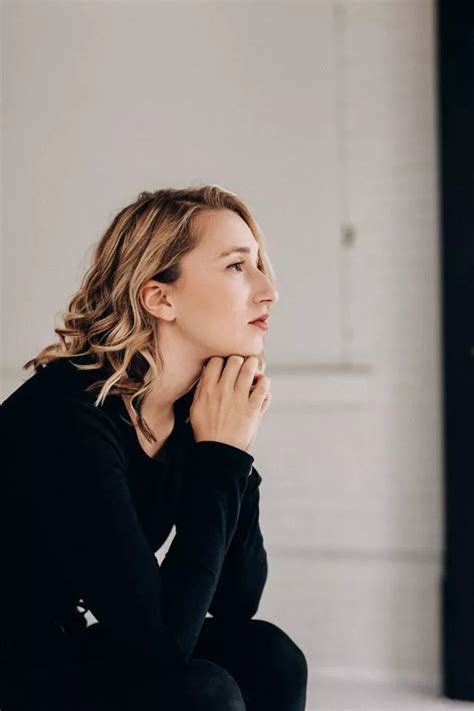 Intimacy Coordinator Shares Reality Behind Sex Scenes From Prop Condoms To Awkwardness Daily