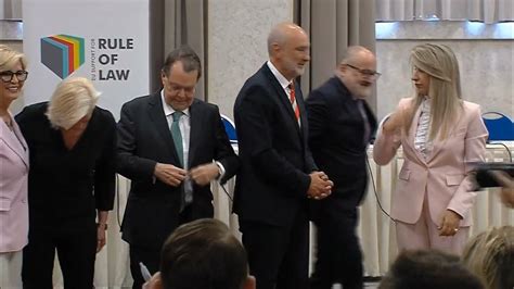 Експерти Одговорноста за правосудството треба да се бара во индивидуалните постапки на судиите