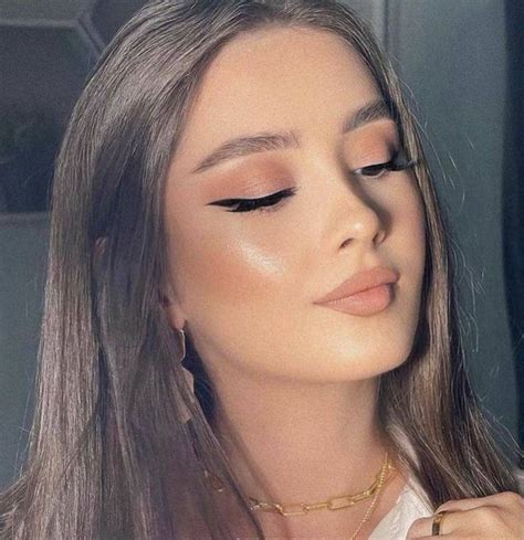 مدل میکاپ نچرال دخترانه؛ با دیدن این مدل ها نیازی به آرایشگاه ندارید