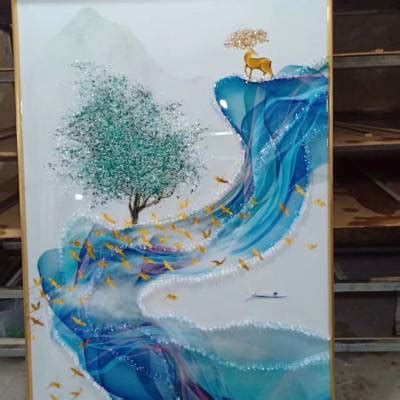水晶画与晶瓷画的区别 晶瓷画和水晶画一样吗 晶瓷画喷涂机 大山谷图库