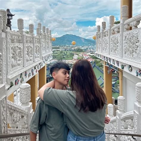 Lin Threads Say More