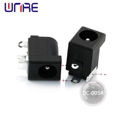 China Three Pin Female Socket Manufacturer And Supplier Factory Weinuoer