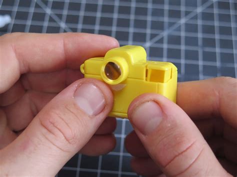 tiny slide shows by hacking toy cameras 5 steps with pictures instructables