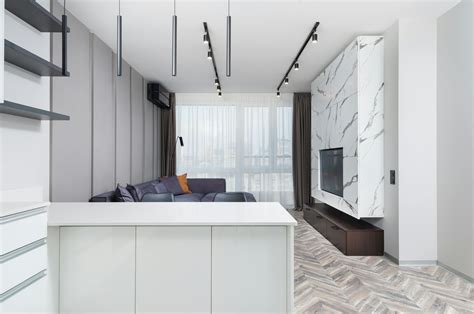 실내 가구 가정 거실 건물 건축 구슬 구조 나무 난로 바닥 널찍한 대리석 벽 디자인 따뜻한 럭셔리 매우 복잡한 밝은 방 벽난로 벽난로