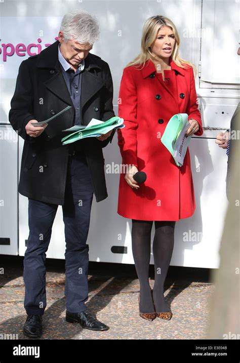 Holly Willoughby Outside The Itv Studios Featuring Holly Willoughby Where London United
