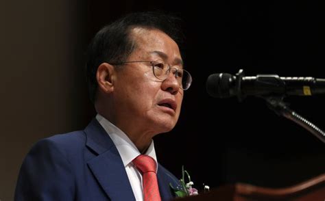 한동훈 또 때린 홍준표 주군에 대들다 폐세자된 황태자 중앙일보