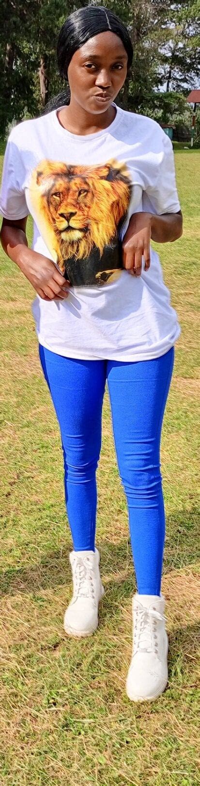 Moncherrie1主播：免费直播性爱表演和聊天 Stripchat