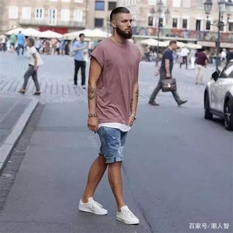 矮胖男生穿搭 个子矮胖的男生穿衣搭配图片 4 配图网