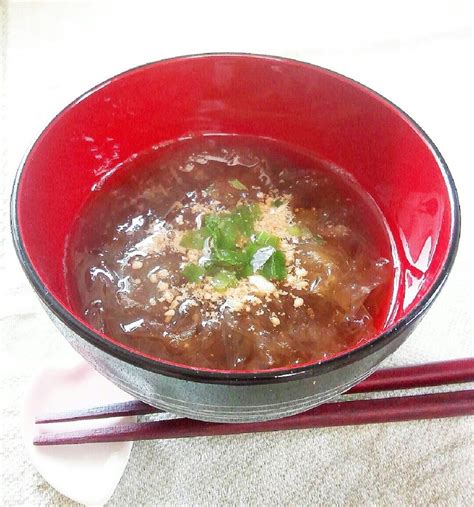 即席・簡単とろろ昆布のお吸い物 By Tommyママ 【クックパッド】 簡単おいしいみんなのレシピが351万品