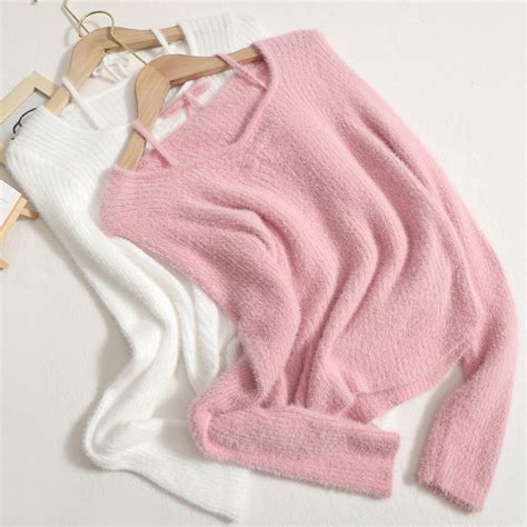 앙고라 홀터넥 스트랩 포인트 긴팔 니트 스웨터 핑크 티셔츠 데일리룩 일상룩 데이트룩 여친룩 러블리한 코디