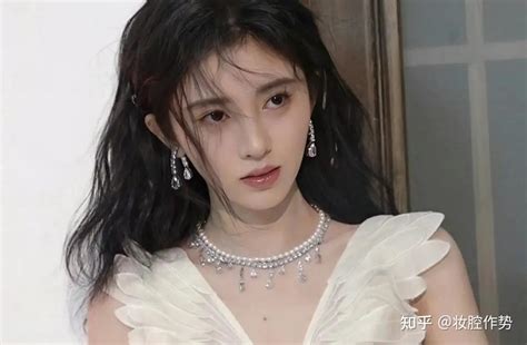 回头率200 的白开水妆容直接进来套公式 知乎