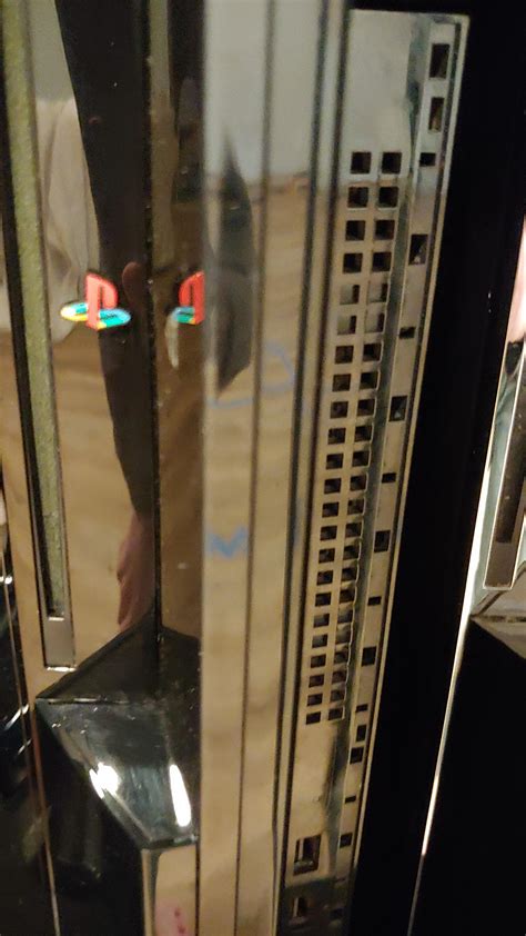 my ps3 is missing this part what is it called r ps3