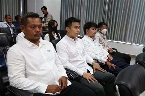 រូបភាពសកម្មភាព ឯកឧត្តម ហេង ស៊ីឡេង សមាជិក គ ជ ប បានដឹកនាំកិច្ចប្រជុំផ្សព្វផ្សាយជាមួយភាគីពាក់ព័ន្ធ