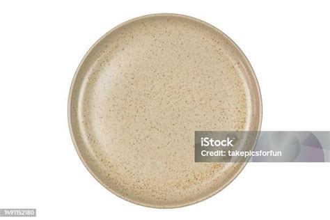 흰색 배경에 분리된 하나의 빈 둥근 점박이 갈색 세라믹 판의 평면도 그릇에 대한 스톡 사진 및 기타 이미지 그릇 도자기 원형 Istock