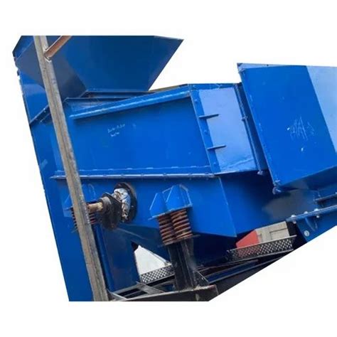Iron Vibratory Screen Separator For Industrial Capacity 1tph At