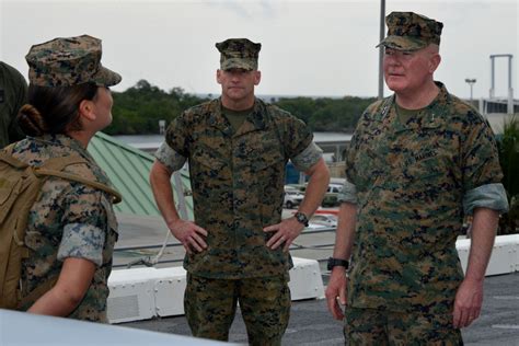 Dvids Images Ii Mef Cg Tours Uss New York [image 4 Of 5]