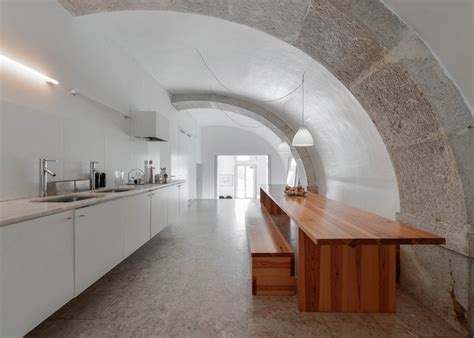 Manuel Aires Mateus Reworks 18th Century Lisbon Townhouse