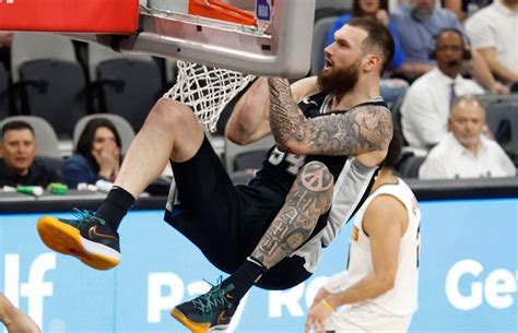 სან ანტონიომ გადაწყვეტილება მიიღო მამუკელაშვილი თავისუფალი აგენტი გახდა Crystalsport