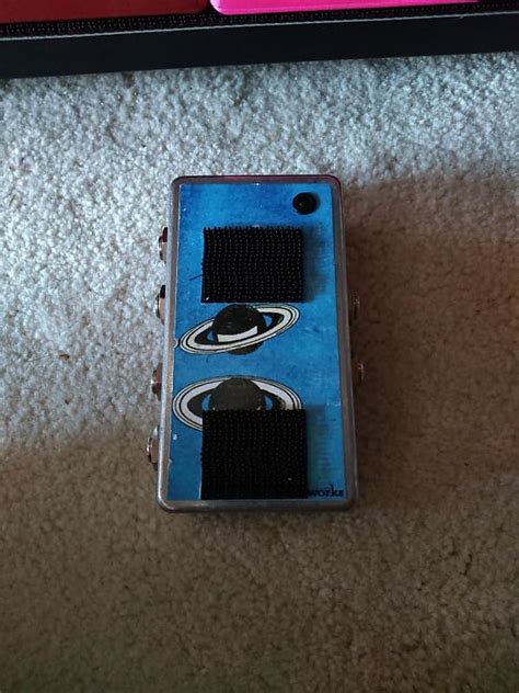 Saturnworks 2 To 4 Buffered Splitter Reverb