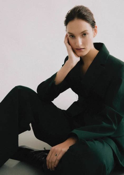 Petra V Fashion Model Management Srl