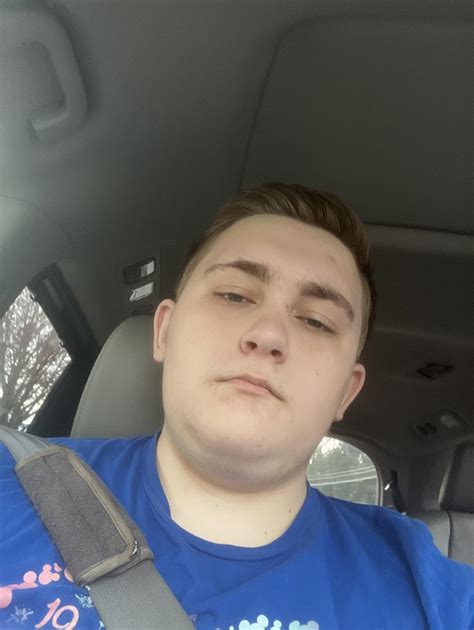 Hello My Fellow Hotties How We Doin R Teenagersbuthot