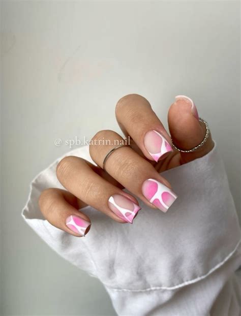 идеи маникюра квадрат миндаль френч новогодний чёрный белый маникюр Nails 2024 ногти дизайн