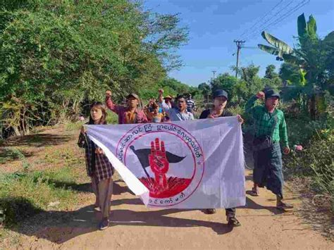 ယင်းမာပင် ဆားလင်းကြီးတွင် အာဇာနည်သူရဲကောင်းချမ်းမြေ့ကျော် အုတ်ဂူသို့ ချီတက်အလေးပြု၍ စစ်အာဏာရှင