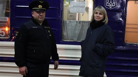 Укрзалізниця продовжує евакуювати жителів Донеччини Новини Live