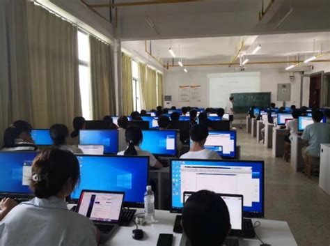 数学建模竞赛暑期培训火热进行中 武汉纺织大学数理科学学院