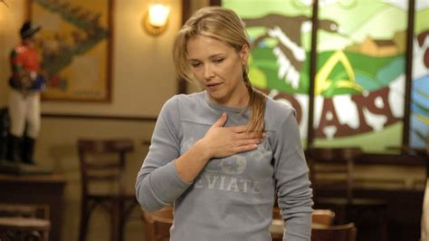 Whats On Tv Friday Steph Scully Makes Dramatic Return To Neighbours