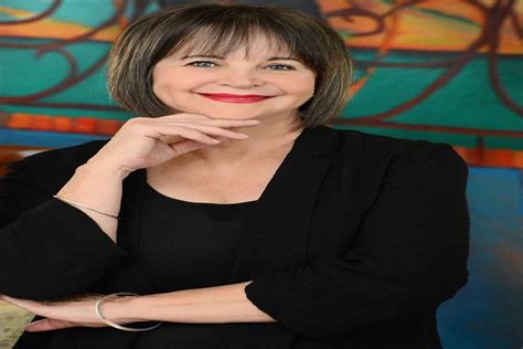 Cindy Williams Siblings Meet Carol Ann Williams Gag01