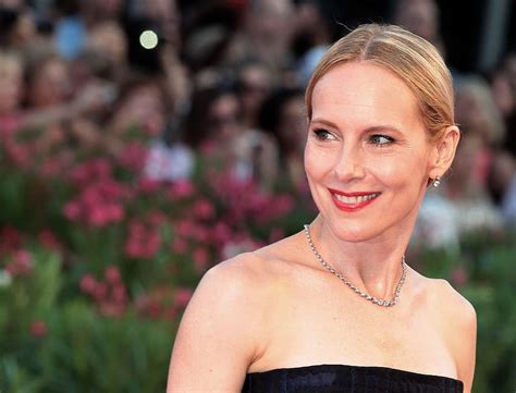 エイミー・ライアン、ミンディ・カリングとエマ・トンプソン主演のコメディ『レイト・ナイト』に出演 高画質の壁紙 Pxfuel