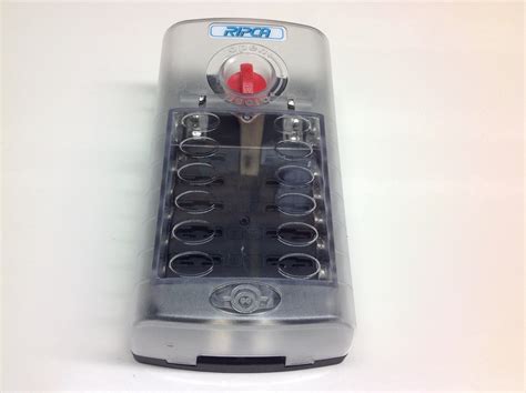 12 Way Standard Blade Fuse Box With Positive Bus Bars Negative Bus Bar 12v 24v EBay UK