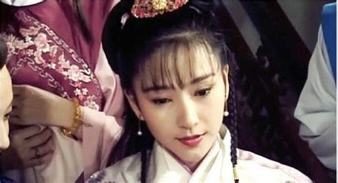 张玉嬿年轻时候的照片 张玉嬿郑家榆长的很像对比图 本文共1314字 娱乐八卦