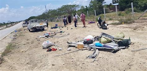 အမြန်လမ်းတွင် ယာဉ်ငယ်တစီး တိမ်းမှောက်မှုကြောင့် ၁ ဦးသေဆုံး၊ ၂၃ ဦး ဒဏ်ရာရ