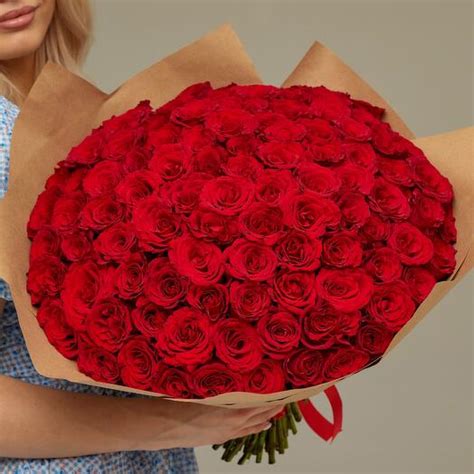 101 роза купить от 3990 руб в Москве ЗАКАЖИ букет из 101 розы цена с доставкой Flowwow