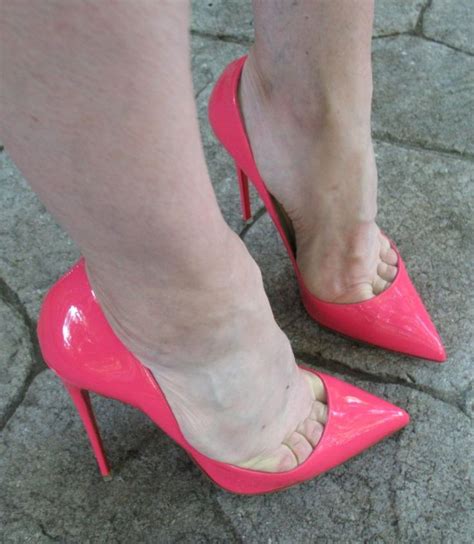 Pin Von D I L L I G A F Auf Aa Footwear Hh In F E