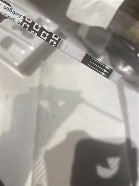 Hướng dẫn sử dụng nhanh Quickvue covid test pink background Để xét nghiệm nhanh và chính xác