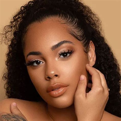 40 Best Makeup Looks To Try In 2021 The Trend Spotter Brown Skin Makeup Nude Makeup Nude
