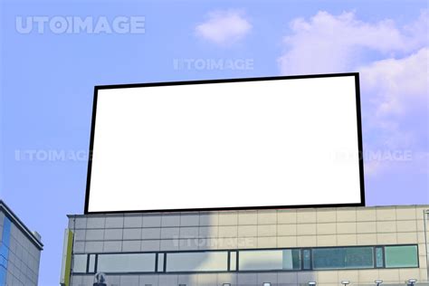 유토이미지 상세페이지 베이직샵 22007414 옥외 빌보드 전광판 광고 목업배경