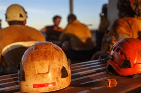 Эрдсийн эрэлтийг урт хугацаанд хангаж чадна гэж уул уурхайн салбарынхан үзэж байна