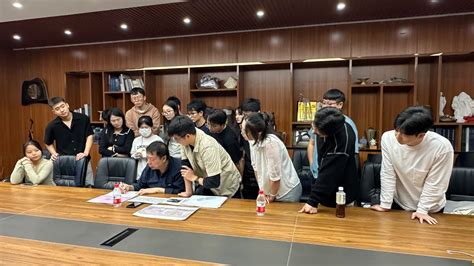 【造院学术】我院举办备战第十四届全国美展专题壁画看稿会——北京师范大学古棕教授专场 学术研究 广西艺术学院造型艺术学院