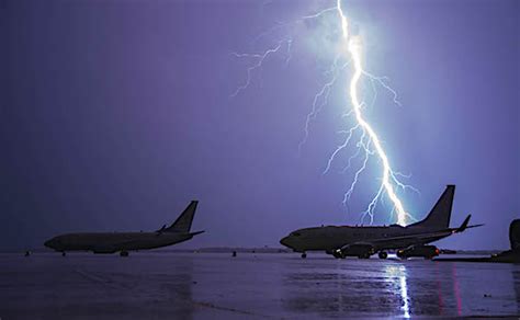 Gigantic Supercharged Lightning Bolt Jets Get Mapped For First Time