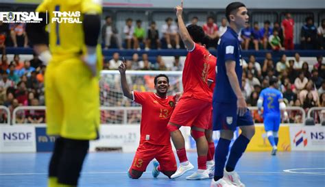 Foto Momen Timnas Futsal Indonesia Acak Acak Tuan Rumah Thailand Di Piala Aff Futsal 2024