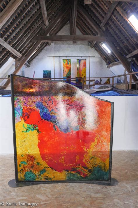 Le Décollage De La Grosse Poule Rouge Sculpture By Jean Vindras Artmajeur